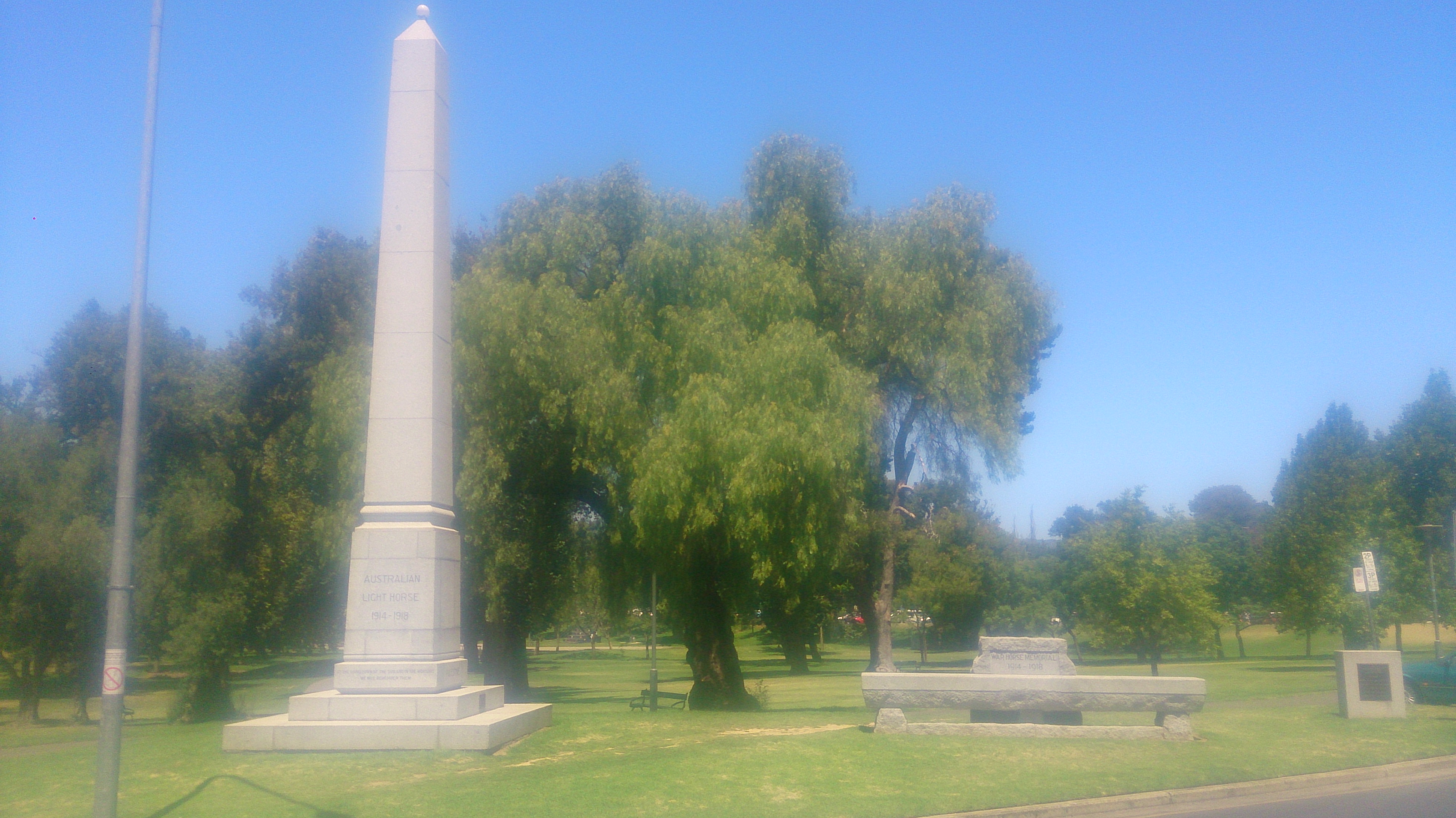 (pic – Story) The Rundles – Old Rundle Park 01 – Sarkology Travels